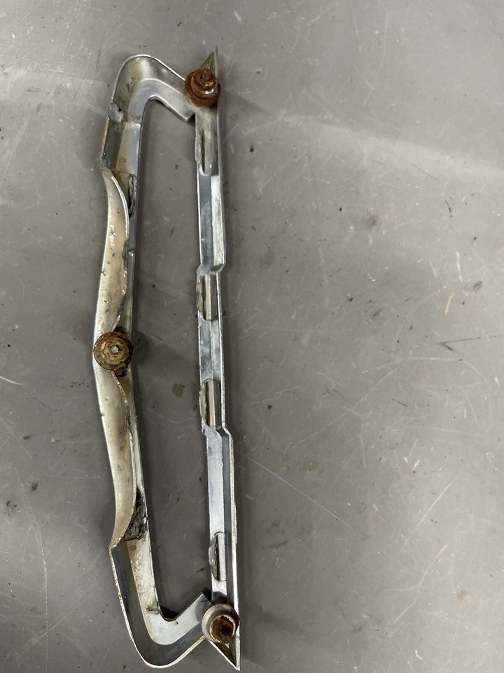 1956 1957 1958 Chevy BelAir 150 210 Trunk Emblem Trim Crest 6 Cylinder ...