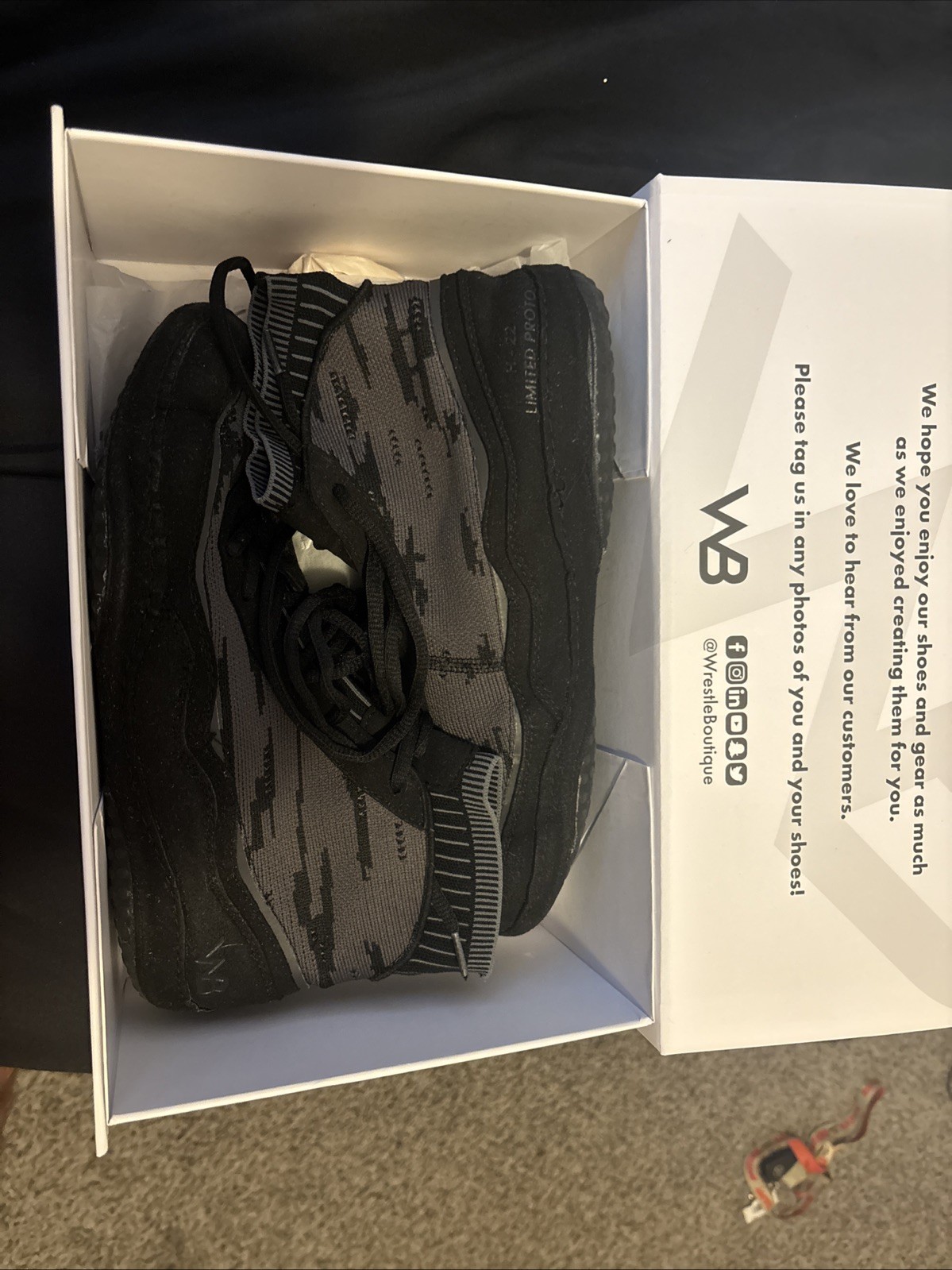 WB 4.0 Eclipse Wrestling Shoes Funky Flikr Boys Size 10 VERY GOOD ...