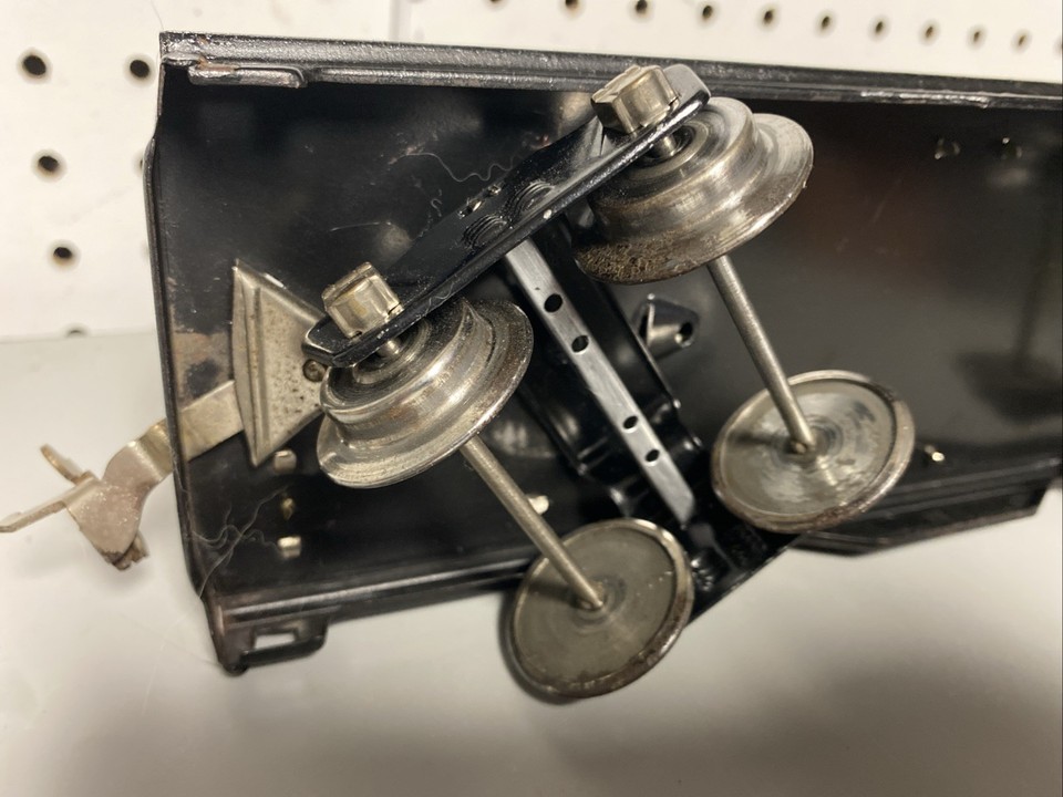 LIONEL LINES PREWAR NO.515 STANDARD GAUGE IVORY TANK CAR REPAINTED | eBay