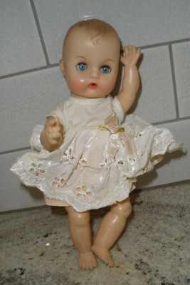 VINTAGE BABY SUSAN DOLL WITH DRESS 8" TALL (T53) | eBay