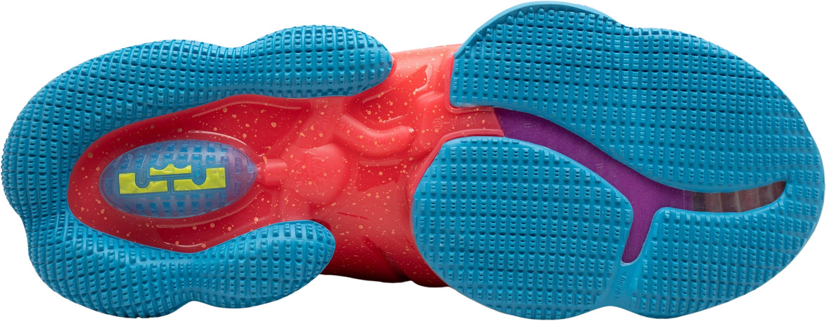 Nike LeBron 19 King's Crown for Sale - Authenticity Guaranteed - eBay