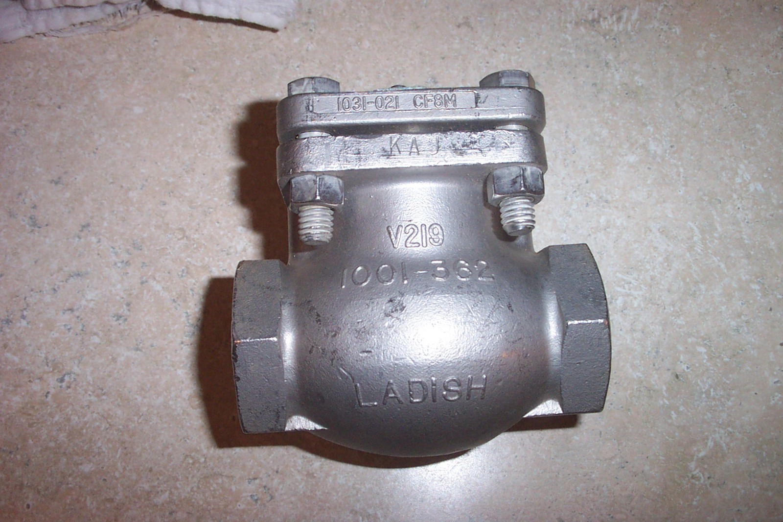 LADISH V-5271-2107-10A VALVE, UNUSED 1031-021 CF8M | eBay