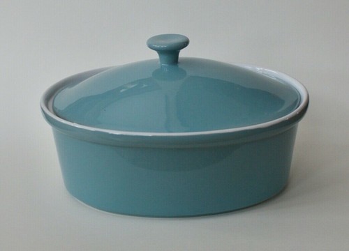 Casserole Bakeware Light Blue Oval Covered Lid Bakeware Ceramic World ...