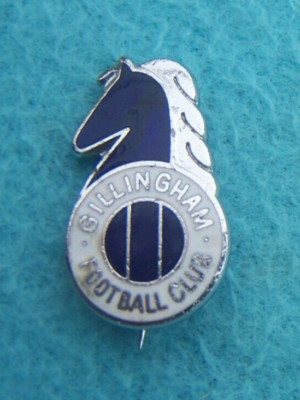 VINTAGE 1970'S ERA GILLINGHAM FC FOOTBALL CLUB ENAMEL BADGE PIN IN VGC ...