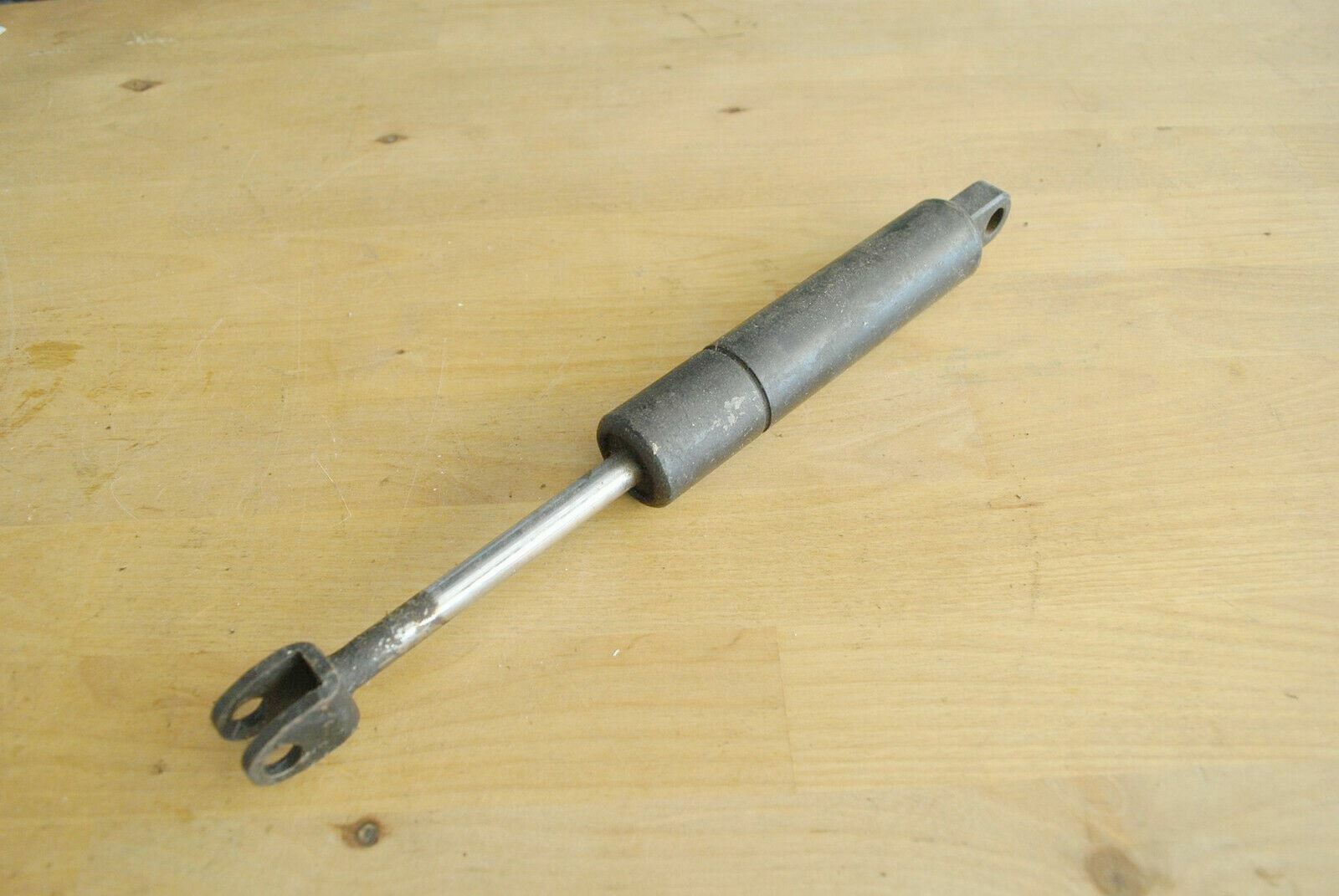 Stabilus Lift-O-Mat Hydraulic Shocks Assembly Set of 2 1239800064 | eBay