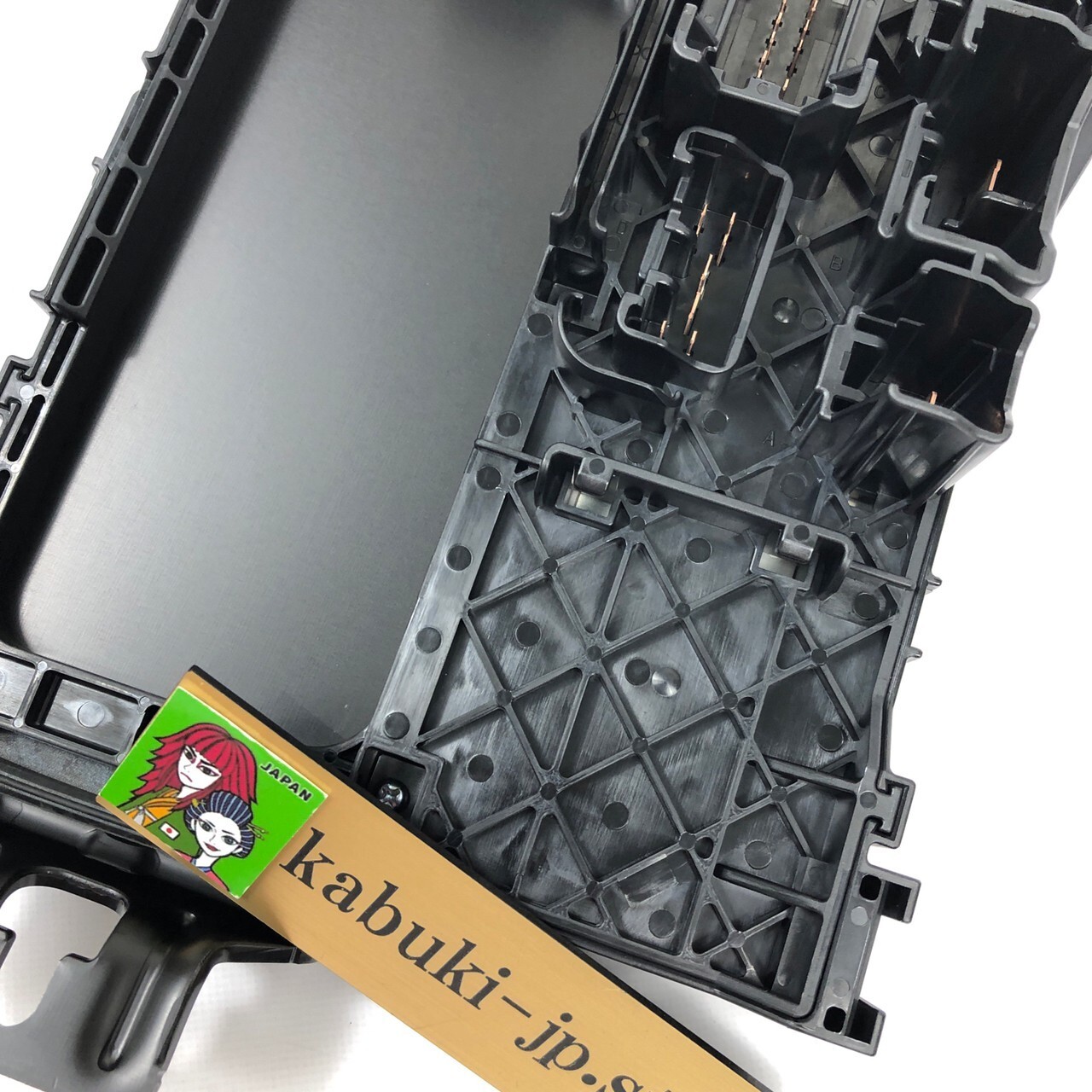 TOYOTA LEXUS Genuine 82720-50081 LS460 Fuse Relay Engine Room Junction ...