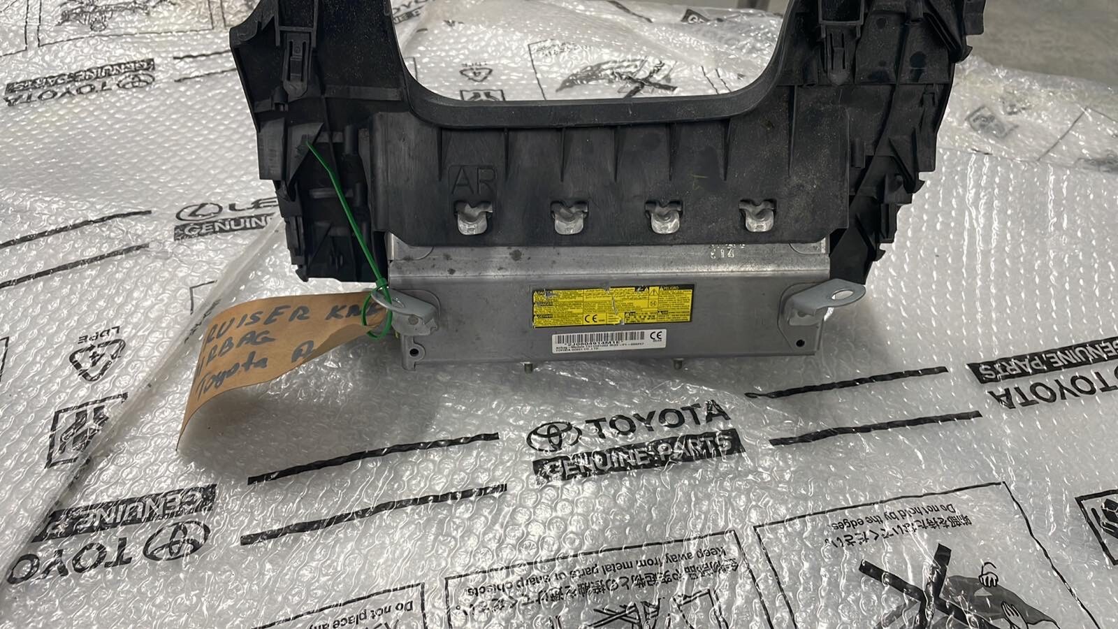 TOYOTA AURIS MK2 E180 2012- DRIVER SIDE KNEE AIRBAG TG11D01002 0589-P1 ...