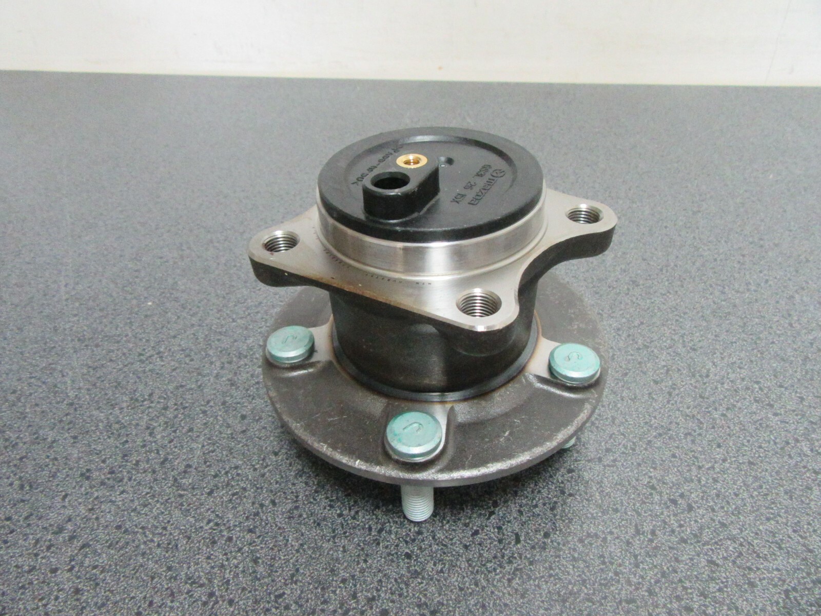 2009-2013 Mazda 6 Rear Hub and Bearing FOR Mazda 6 | GS3L-26-15XA | OE ...