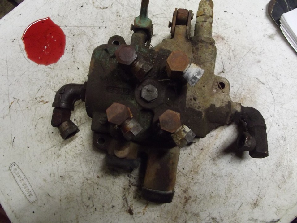 Mitey-Mac Gehl 2500 Skidsteer Hydraulic Control Valve | eBay