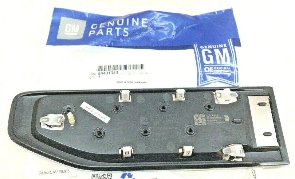 2019-2022 GMC Sierra 1500 Front RH Passenger Side Fender Vent 6.2L V8 ...