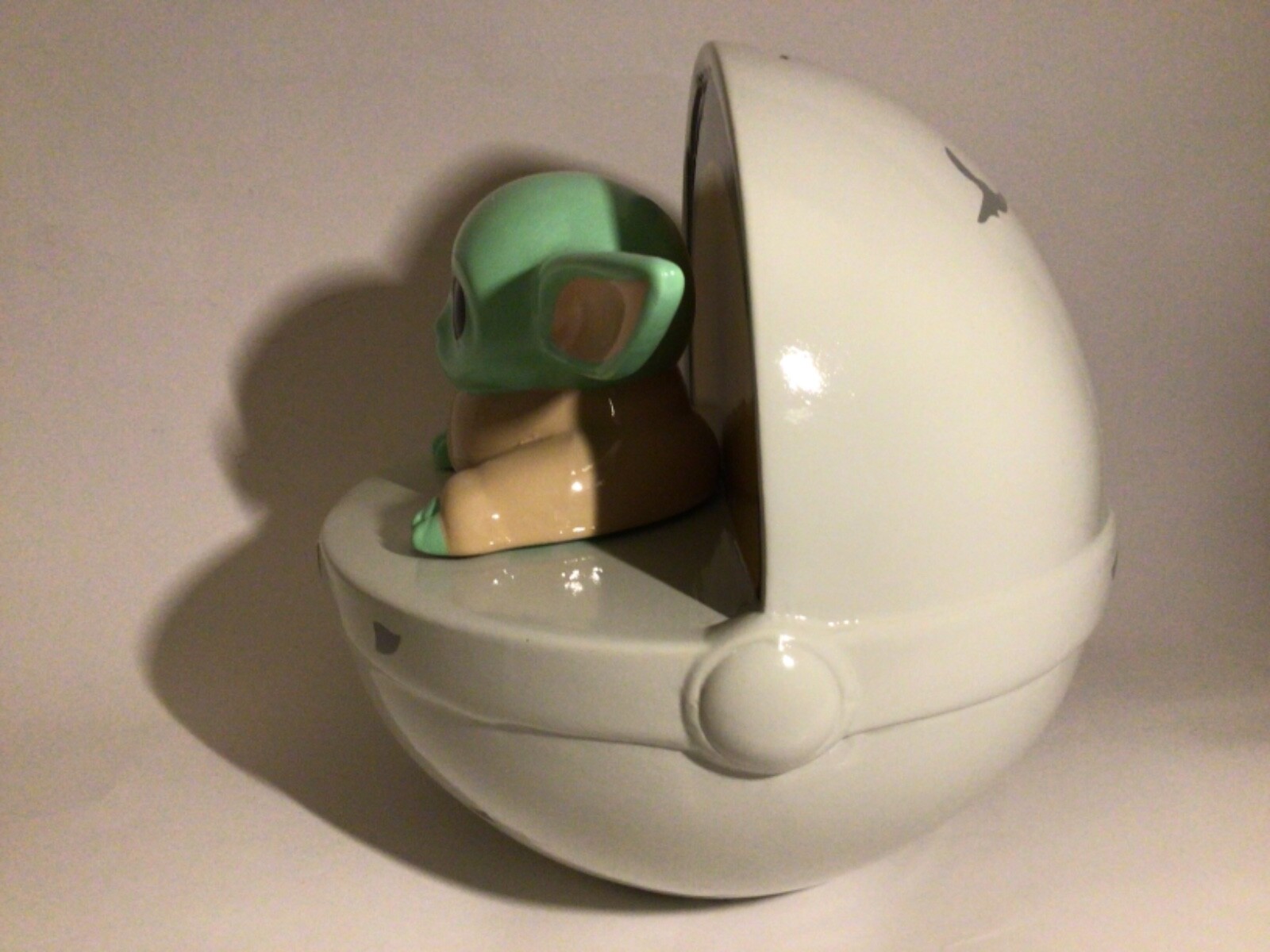 Disney Star Wars The Mandalorian The Child Grogu Baby Yoda Hover Pram ...