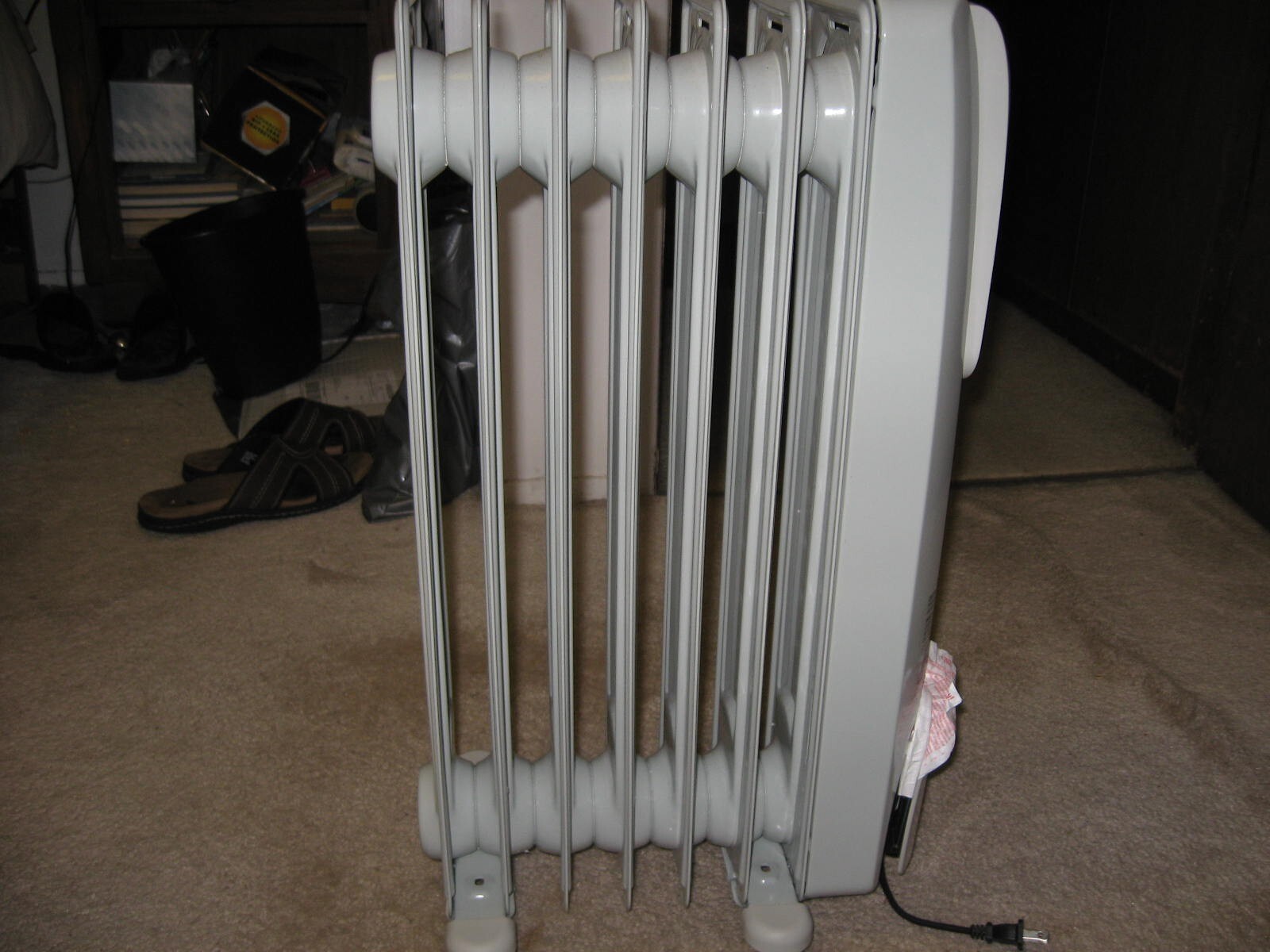 DELONGHI 1500 WATT OIL FILLED RADIATOR w/3 HEAT SETTINGS & Thermostat ...