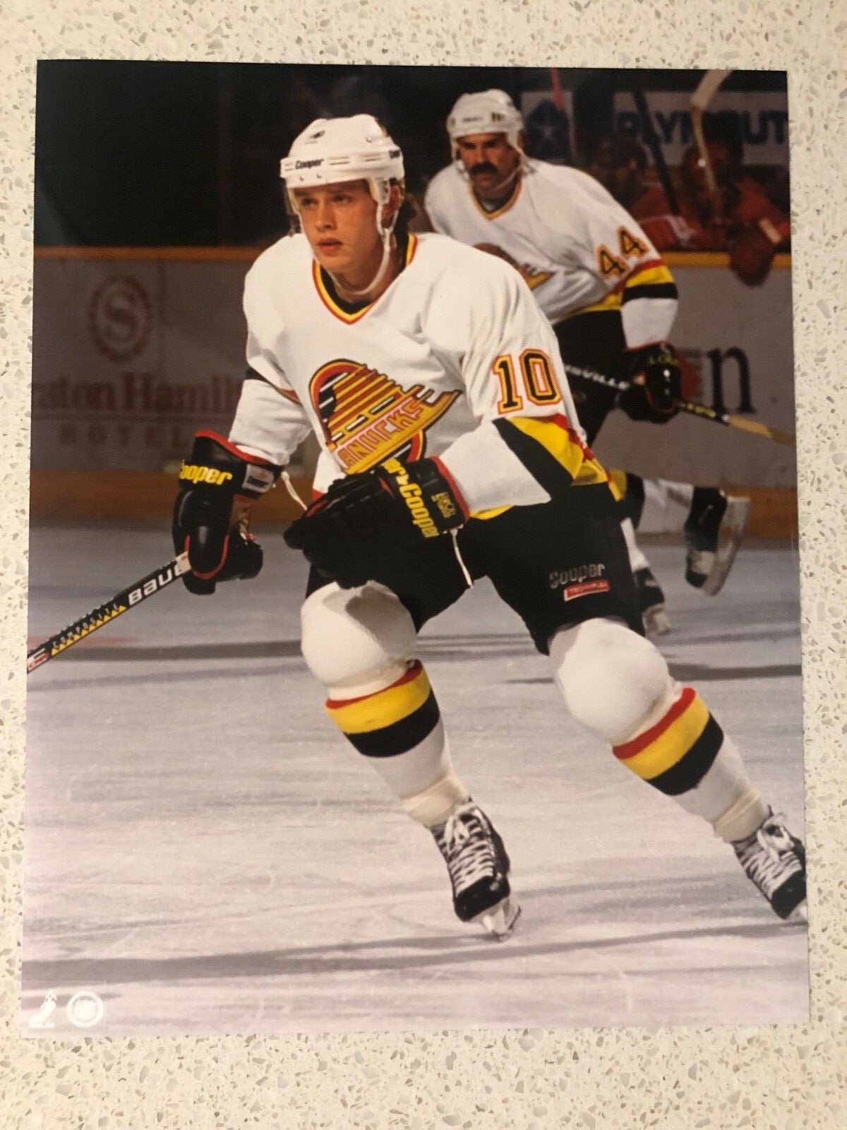 Vintage 1990s NHL hockey 8x10 Glossy Photos Bure, Messier, Gilmour ...