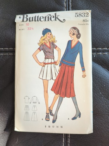 Misses VNeck Top Side Pleated Skirt Size 10 Butterick 5832 Sewing ...