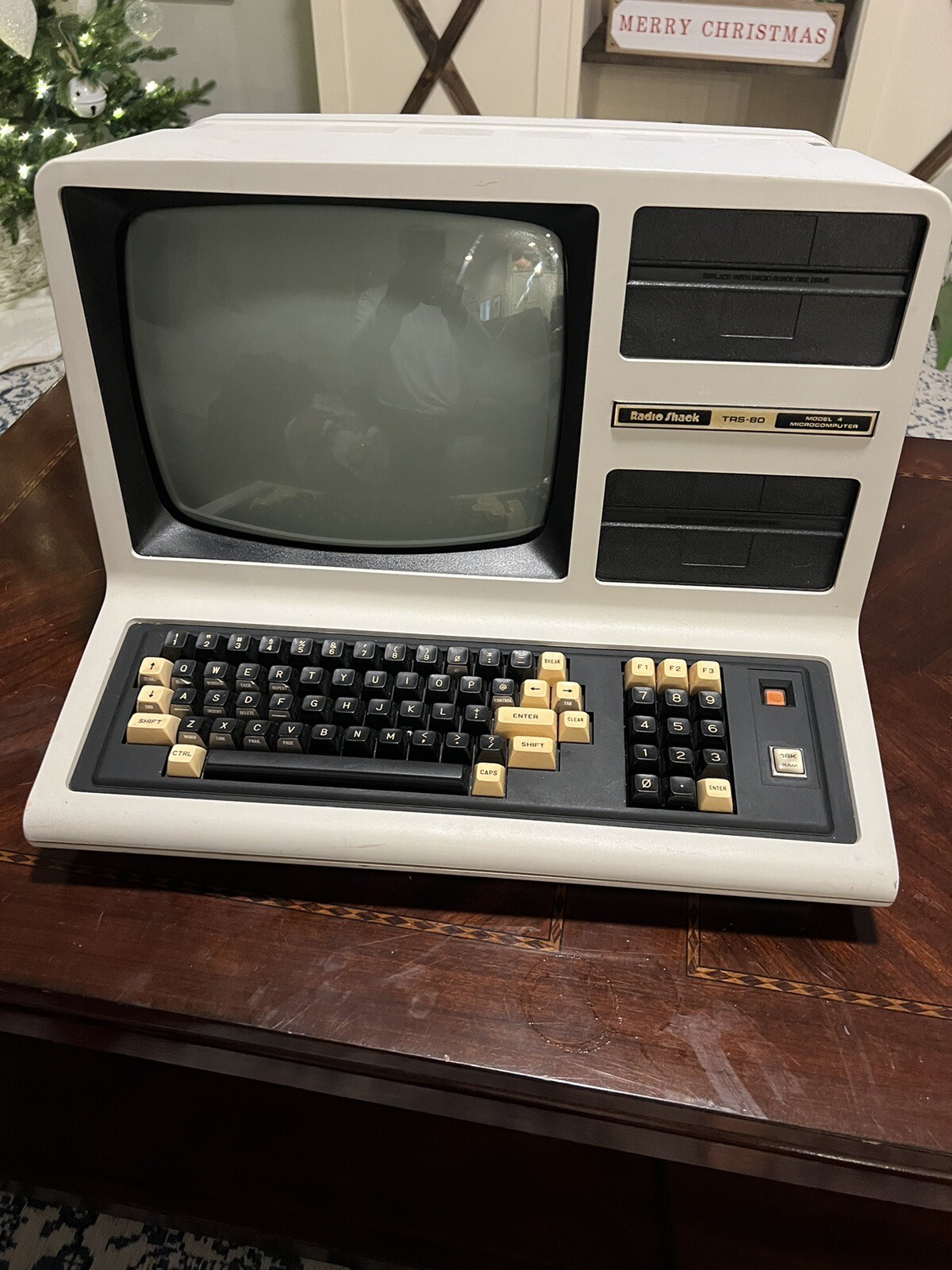 TRS-80 Model 4 Micro, TRS-80 Meg Disk System RadioShack (Doesn’t Work ...