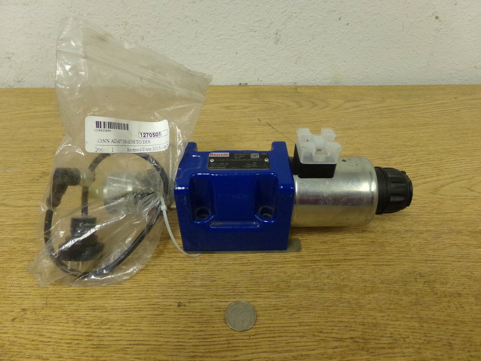NEW Rexroth R901258093 Directional Control Valve 45411 630022 24VDC 1 ...