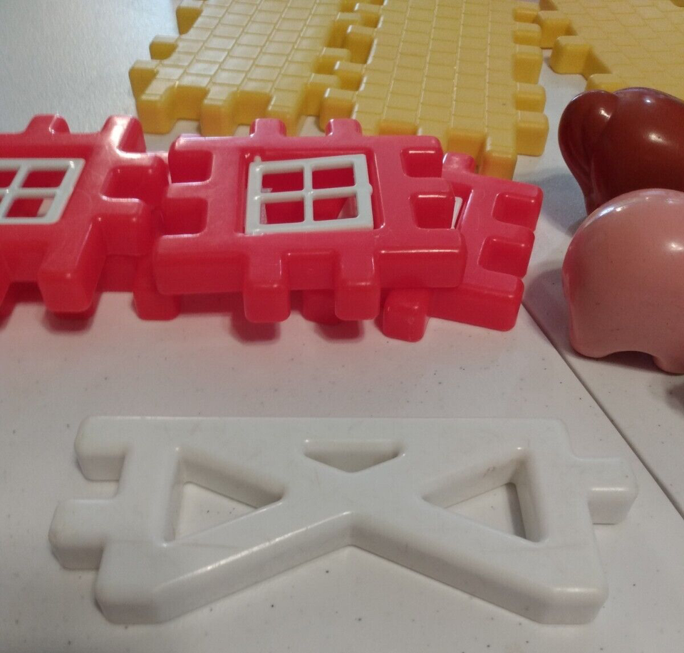 Vintage Little Tikes Wee Waffle Blocks Farm Set Red Barn Animals ...