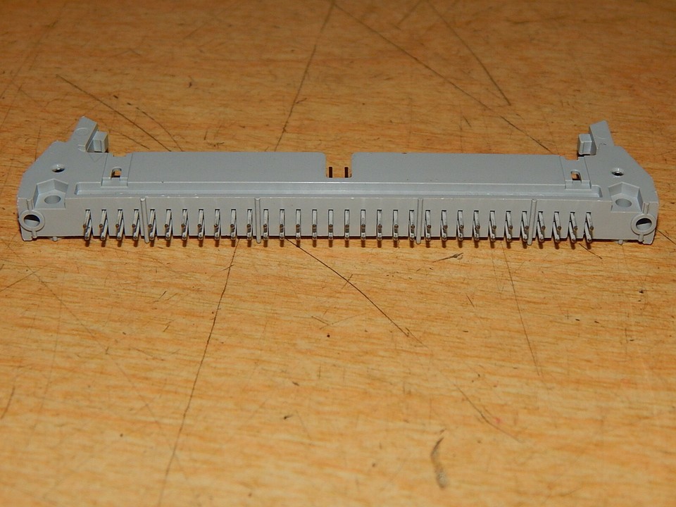 NEW 3M 3764-6302 Header Connector *FREE SHIPPING* | eBay