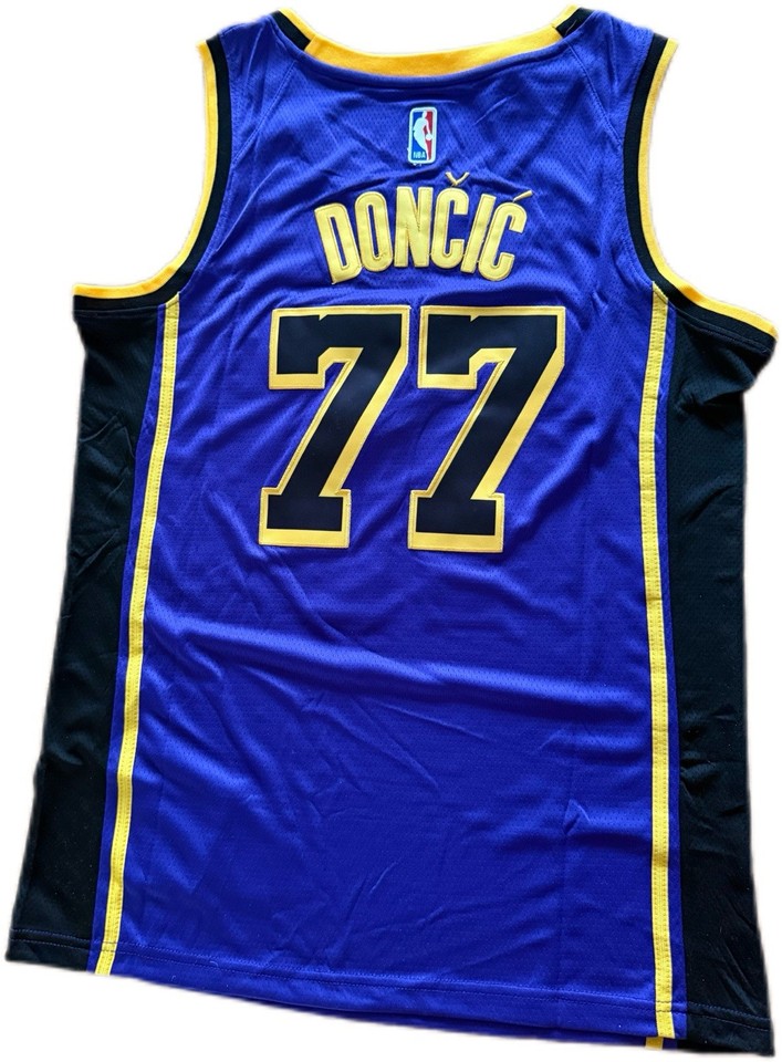 Luka Doncic #77 Jersey Size L (50) Purple Los Angeles Lakers NEW | eBay
