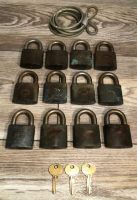 HERCULES USA 900 BRASS LOCKS LOT OF 12 KEYED ALIKE 3 KEYS HEAVY + CHAIN ...