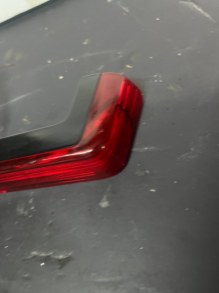 HARLEY GENUINE 14-23 TOURING TOUR PACK SIDE RUNNING LIGHTS 4481-01 4482 ...