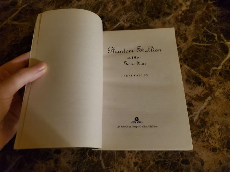 Phantom Stallion - Secret Star - Terri Farley - Book #19 9780060758479 ...