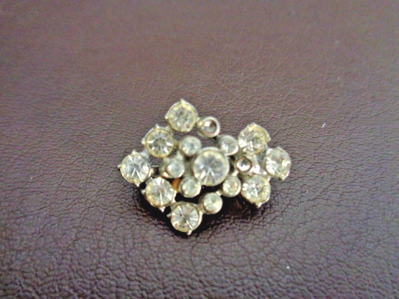 Small Vintage Clear Stone Pin (Missing One Stone) | eBay