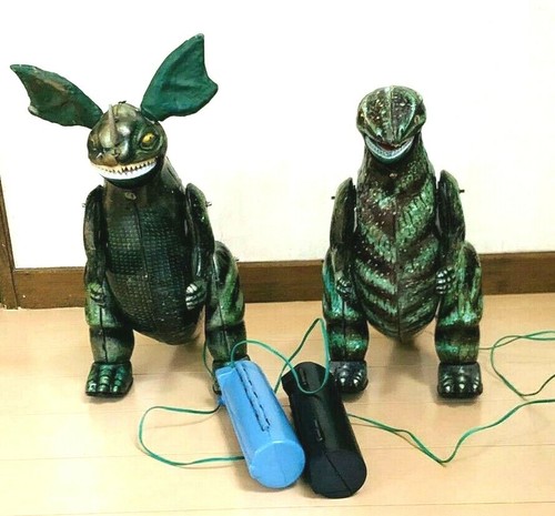 Marusan Godzilla Baragon SET vintage walking Smoke-breathing 1960s tin ...