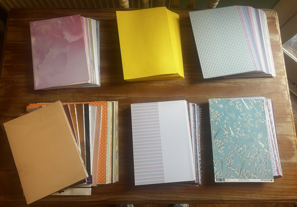 800 x A4 Card & Paper Bundle – Patterned Prints, Plain Colours & Craft ...