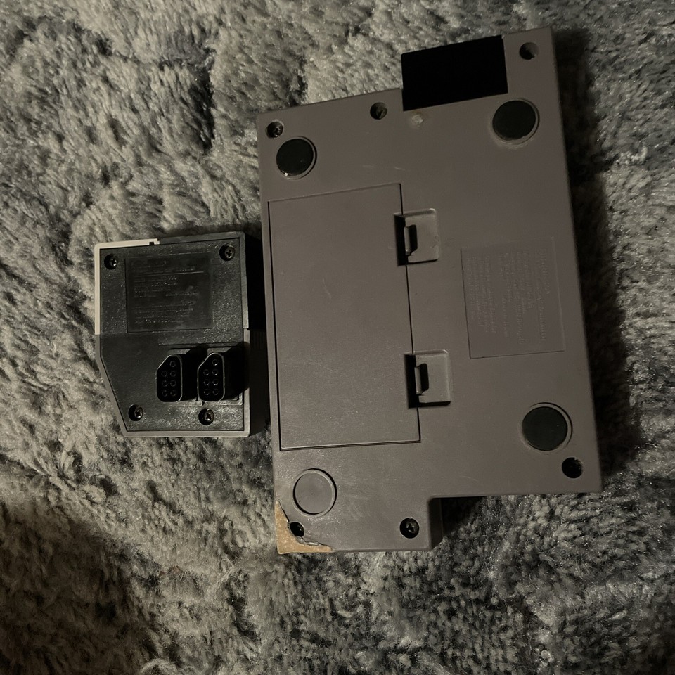 Nintendo NES Satellite Wireless 4-Player Adapter With Receiver Original ...