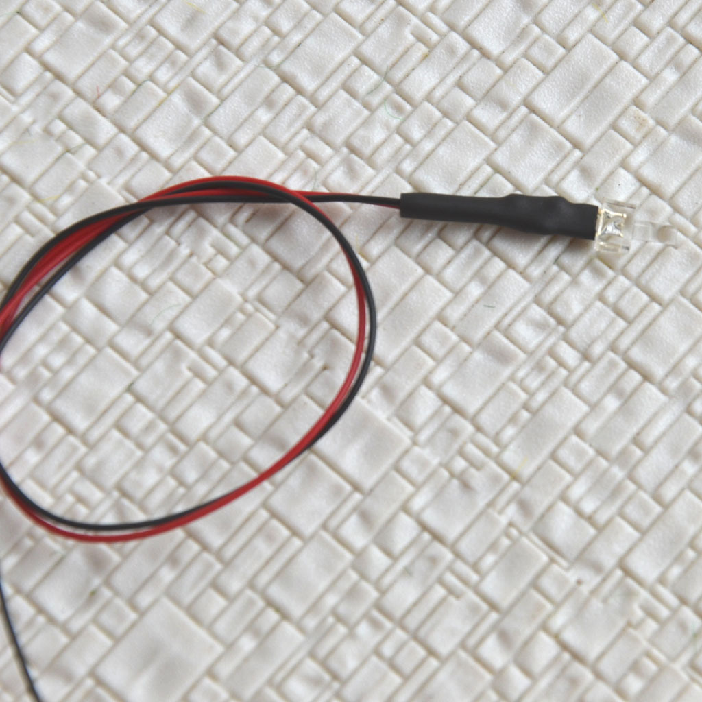 20 pcs Pre-Wired Flat Top 2mm warm white LEDs prewired resistor for 12V ...