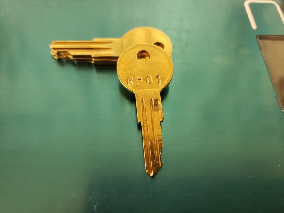 RH1-RH50 Replacement Key For WeatherGuard tool box. Cut to your code ...