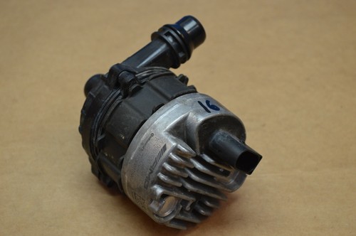 2016 C190 MERCEDES GTS AMG SECONDARY COOLANT AUXILIARY AUX WATER PUMP ...