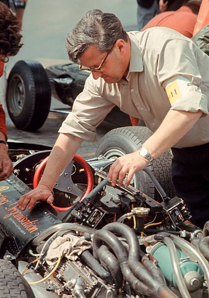 Chief Engineer Team Manager Tony Rudd With The Brm P83 OLD PHOTO | eBay ...