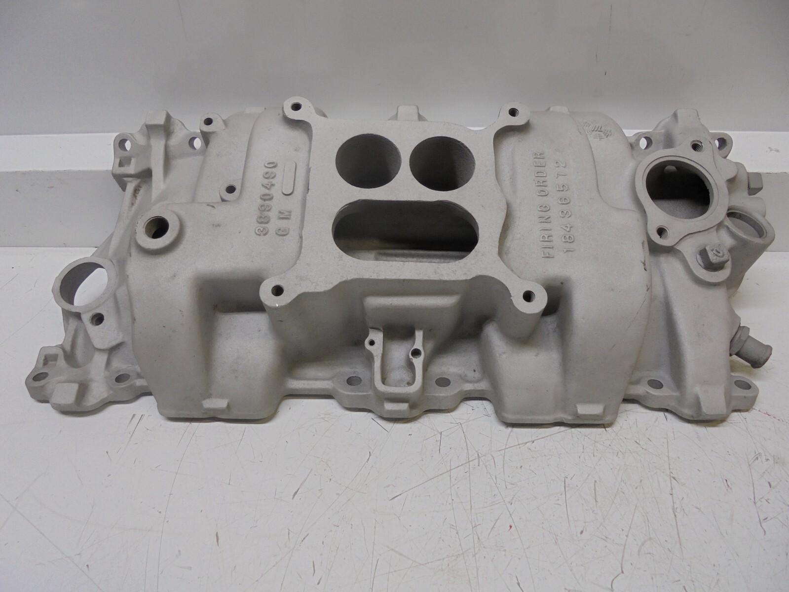 GM 3890490 ALUMINUM INTAKE-SBC-CORVETTE-CHEVELLE-NOVA-RARE-VINTAGE-65 ...