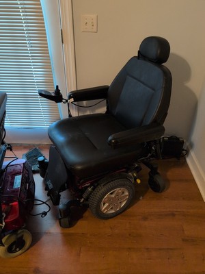 Quantum Edge HD Power Mobility Wheelchair Wide seat Good condition ...