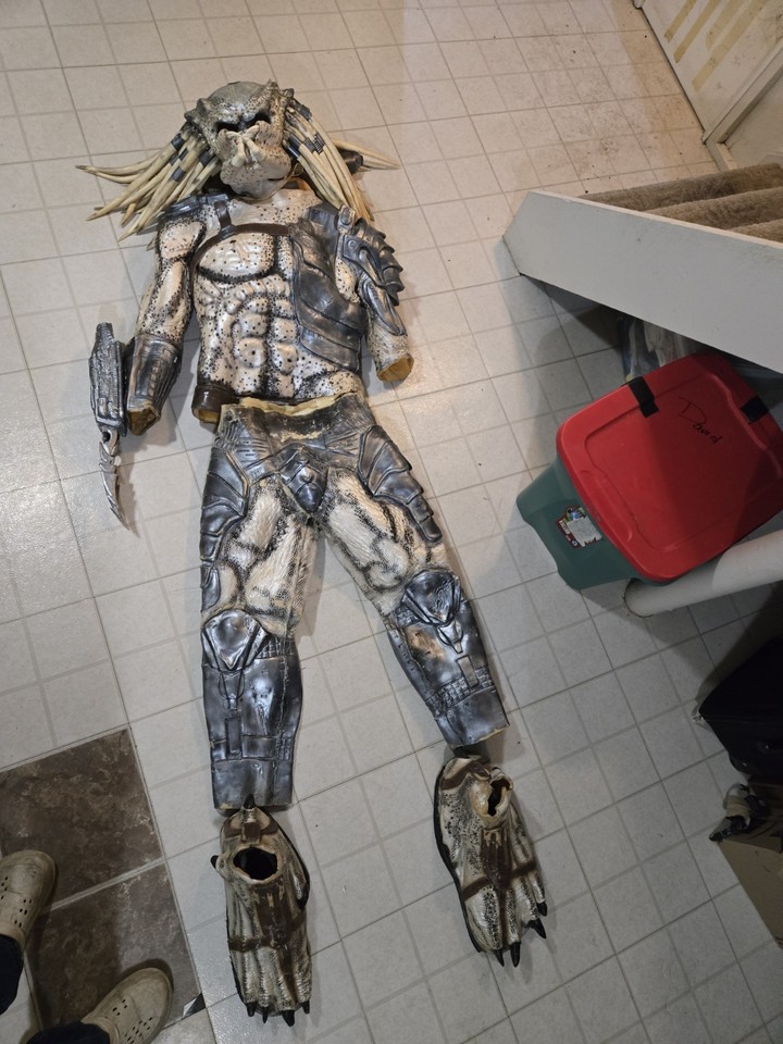 Full latex Artic Predator cosplay suit and accessories, custom made | eBay