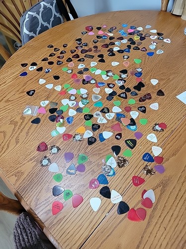 Lot of 200 +Assorted Guitar Picks Pick Lot Various Shapes, Gauges ...