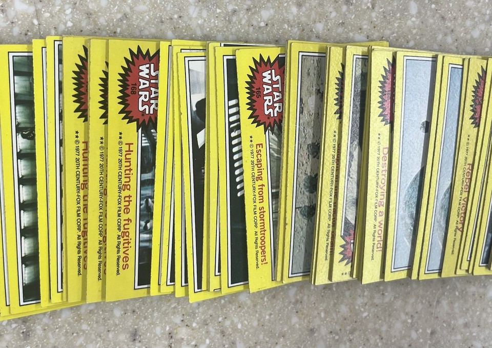 1977 Topps Star Wars Yellow Trading Card 277 cards & 64 orange cards | eBay