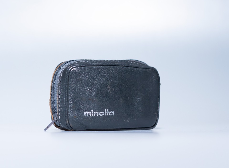Minolta-16 Subminiature Spy Camera - Silver - Original Case & Flash ...