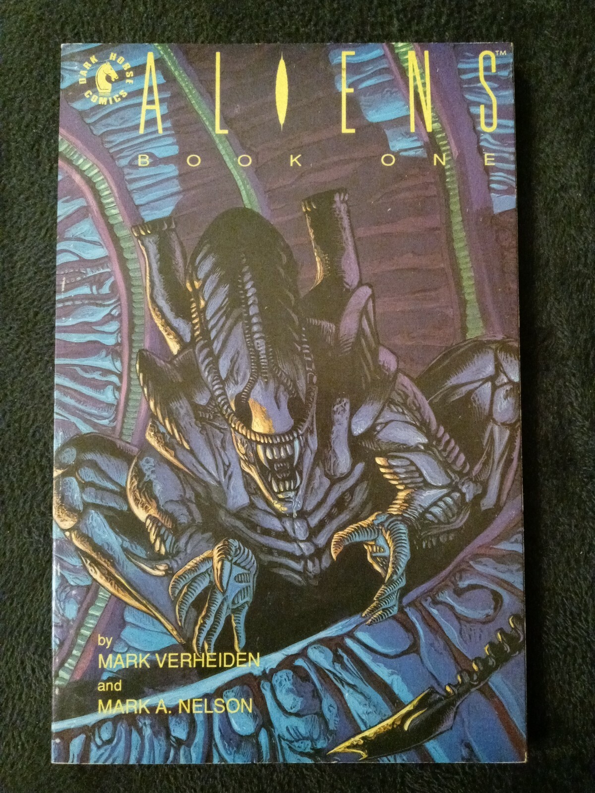 Aliens Book One Softcover Dark Horse Comics First Edition 1990 | eBay