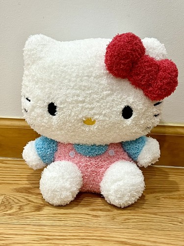 Sanrio Classic Hello Kitty Blue & Pink Super Fuzzy 11” Plush Round 1 ...