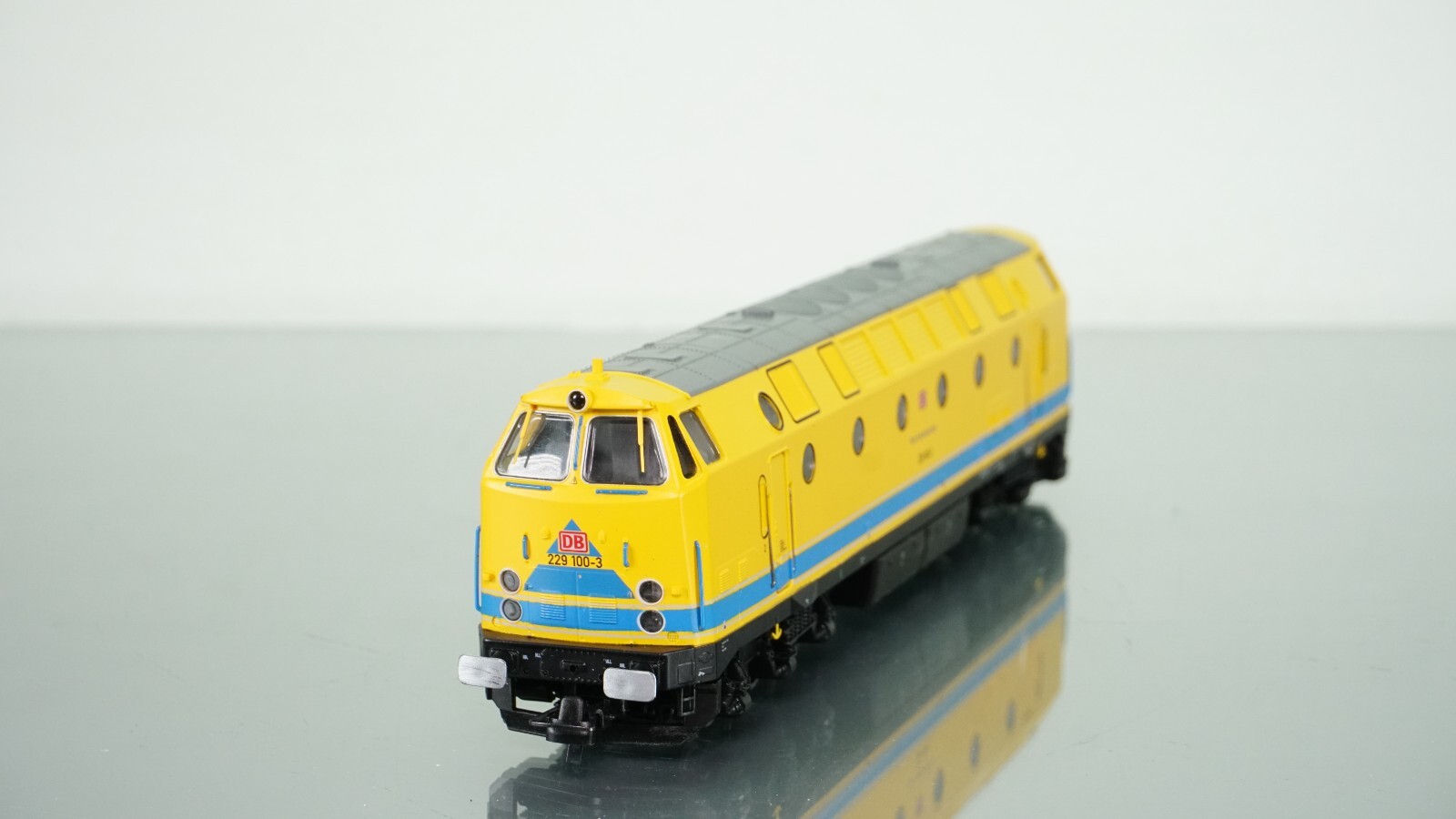 Brawa 41110 BR 229 DB 229 100-3 EpV HO scale | eBay