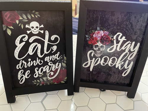 (2) Tabletop Black Halloween Easels Decor Roses Skulls Decoration Party ...