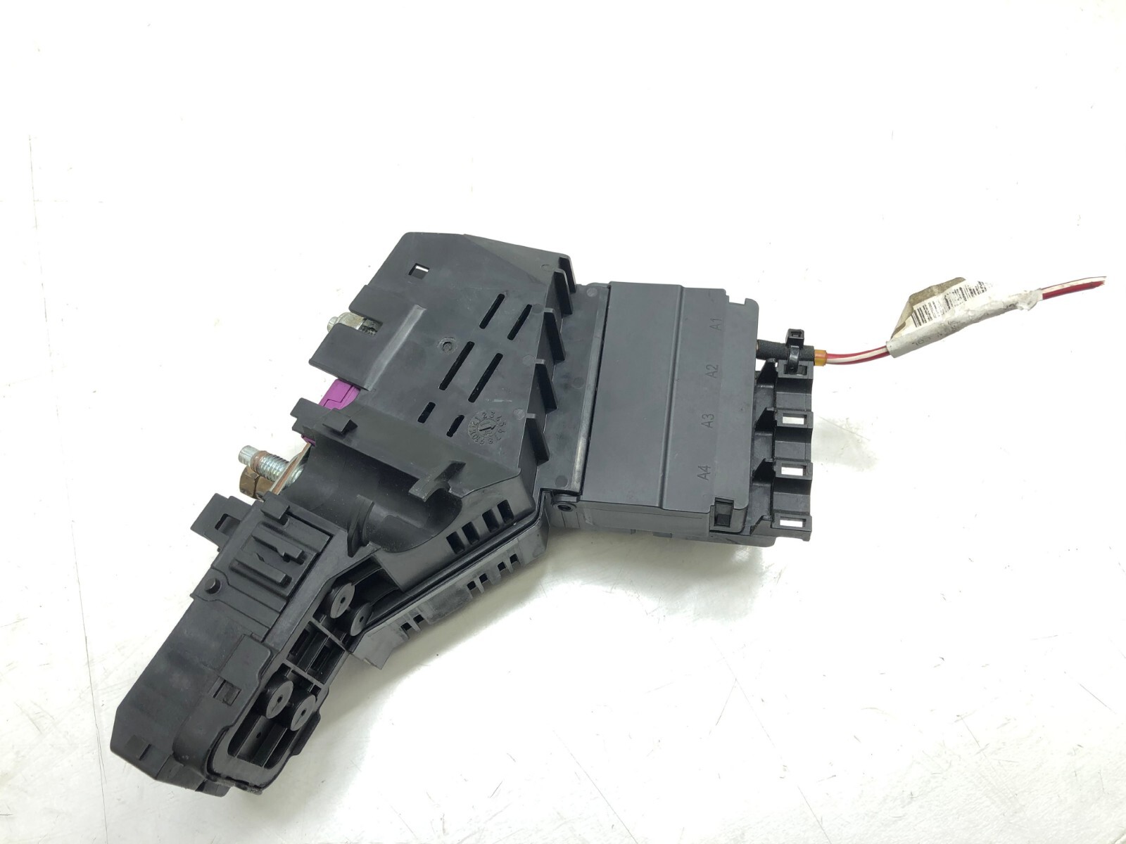 2013-2016 MERCEDES GL450 X166 ENGINE BAY FUSE RELAY JUNCTION POWER BOX ...