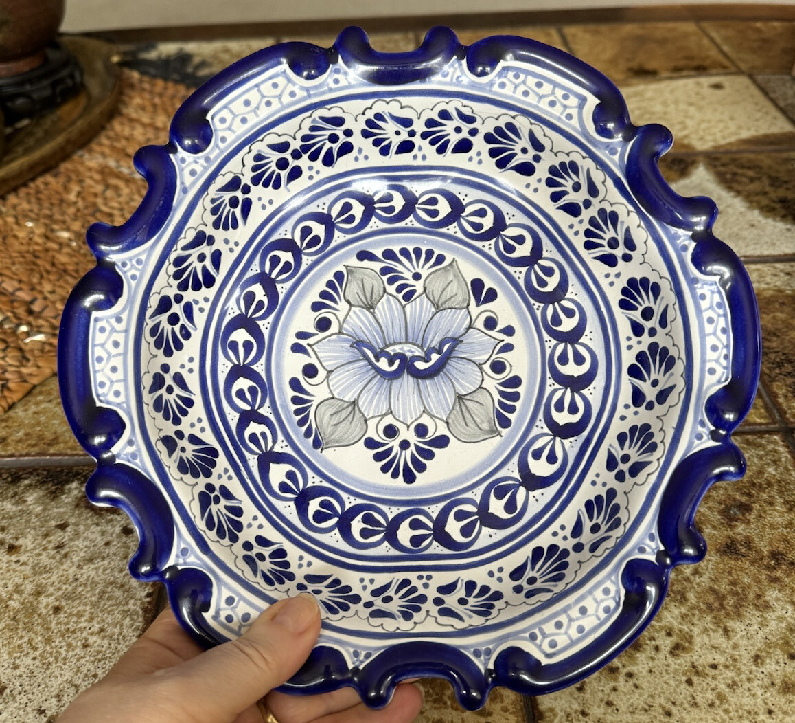 Mexican Pottery Blue And White 566 Blue Mexican Pottery Stock Photos