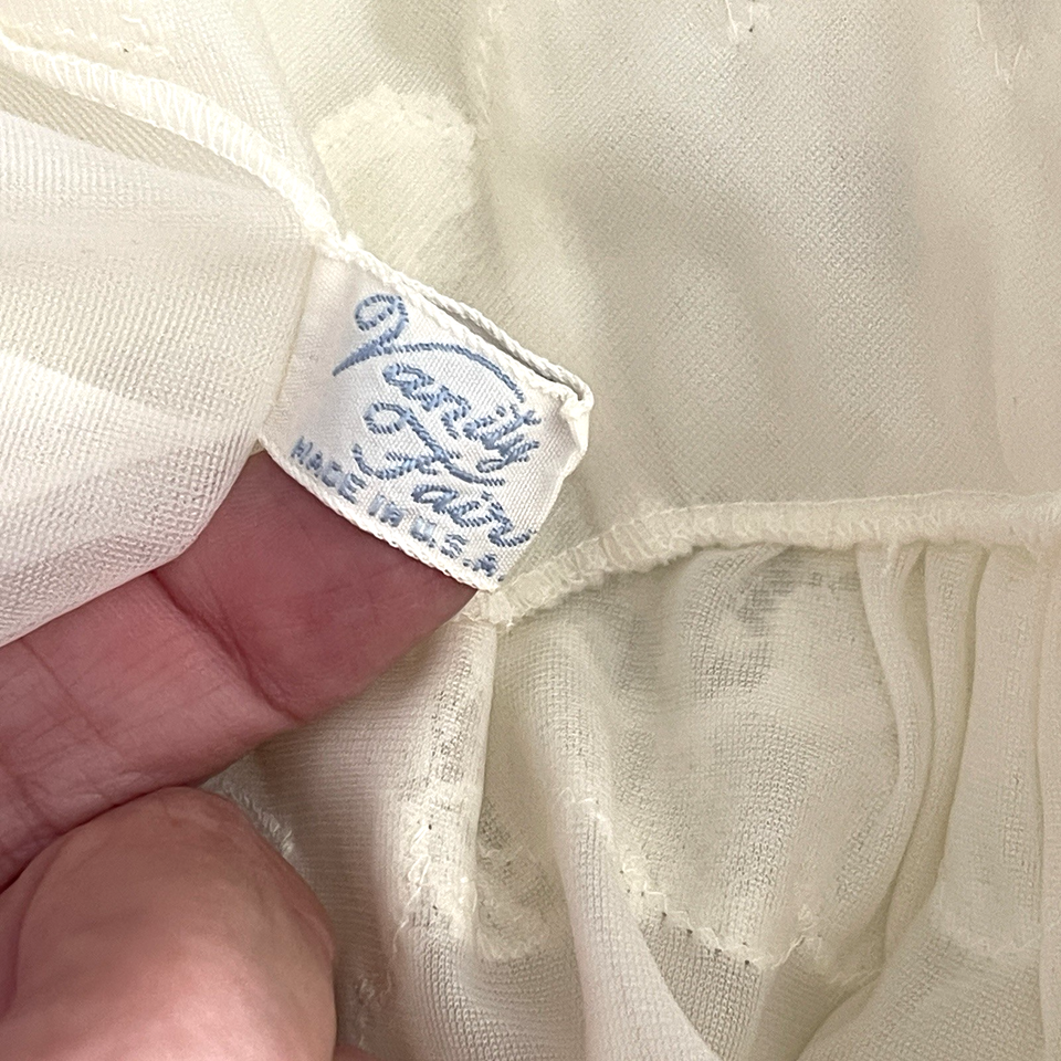 Vanity Fair White Lacy Night Gown 104" Sweep 34 Vintage Wedding ...