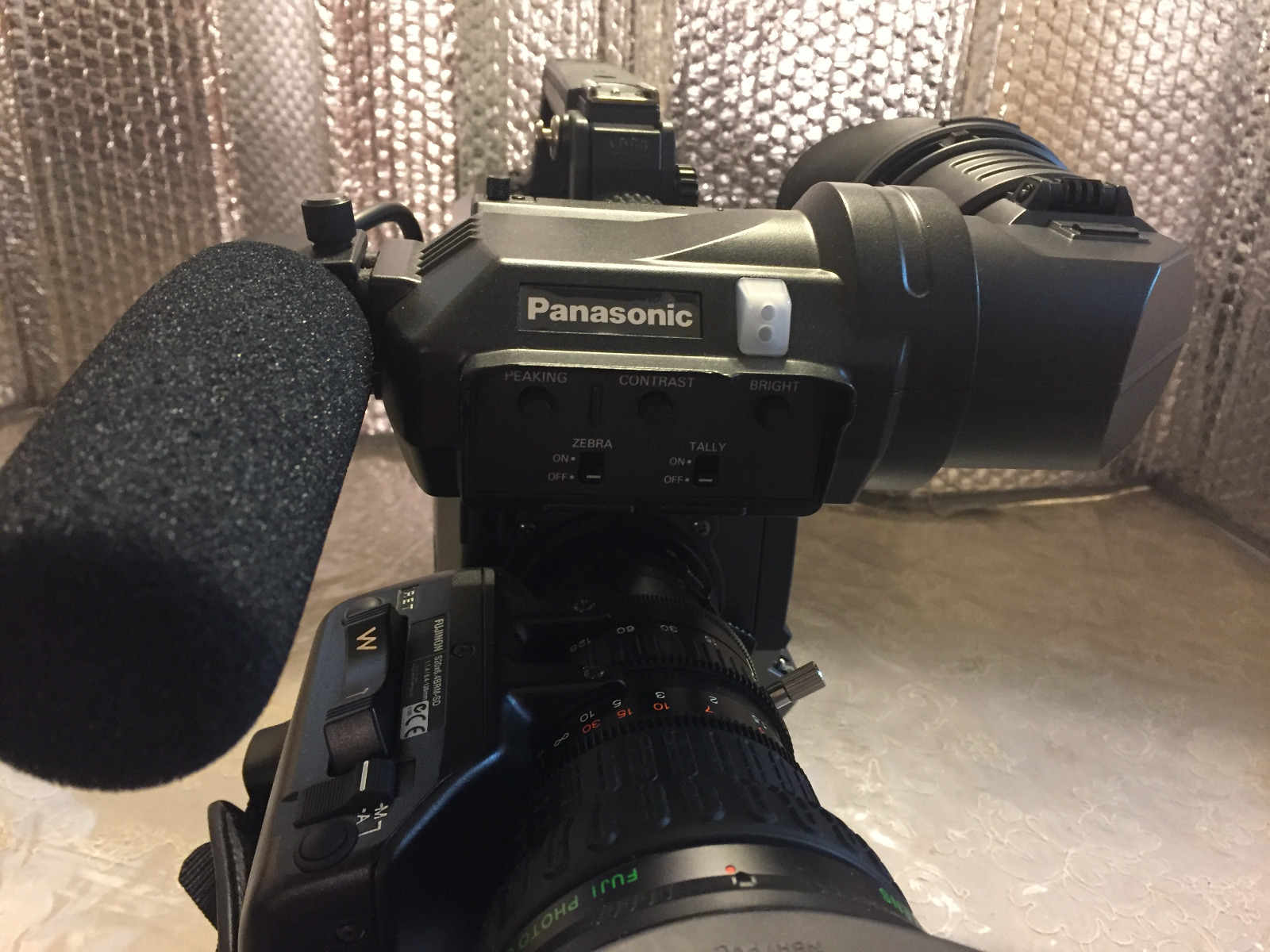 PANASONIC AG-200 DVC 1/2" 3-CCD Camcorder Fujinon S20x6 4BRM DVCAM 3CCD ...