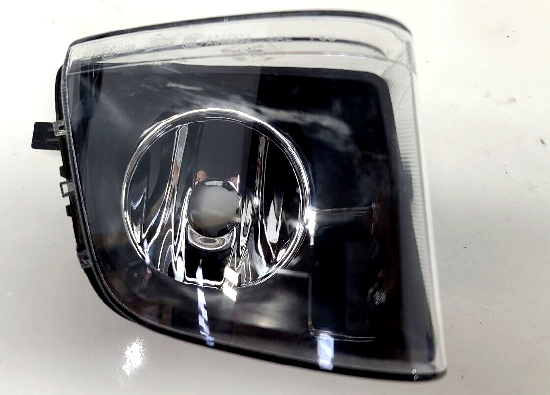 2009 2010 2011 2012 BMW 740i 750i Fog Light Right Passenger 63177182196 ...