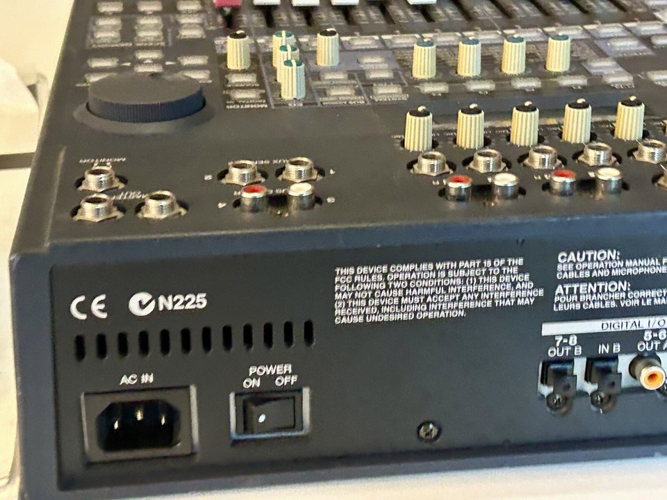 Roland VM-3100 Pro V-Mixing Station 24 bit 20 Channel MIDI with adapter ...